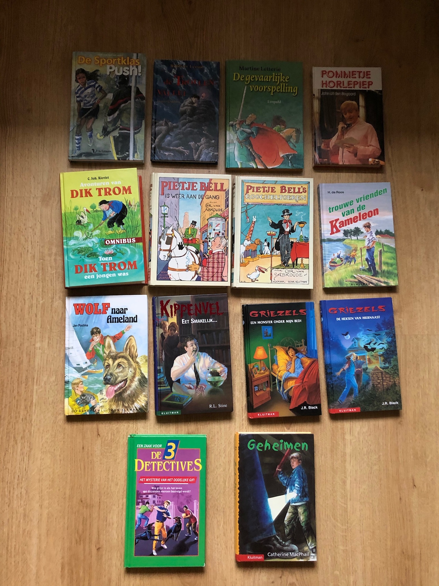 LEESBOEKEN VOOR JONGENS MEISJES 9 PLUS 10 PLUS ; LOS TE KOOP in Rijen ...