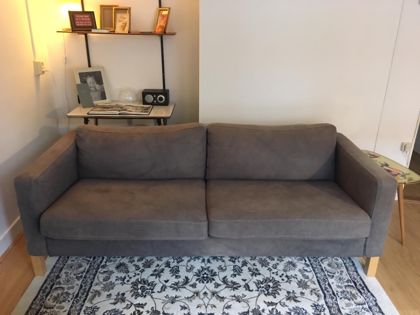 MOOIE GRIJZE 3-ZITS BANK MET HOCKERS in Amsterdam - Huis en Inrichting ...