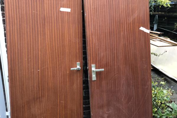 VIER (4) STOMPE (MAHONIE?) HOUTEN DEUREN/BINNENDEUREN in Rotterdam ...