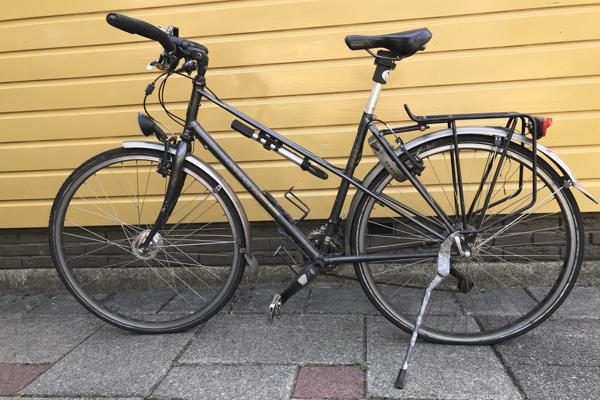 TOERFIETS MET BAGAGEDRAGER in Wormer - Fietsen en Brommers ...