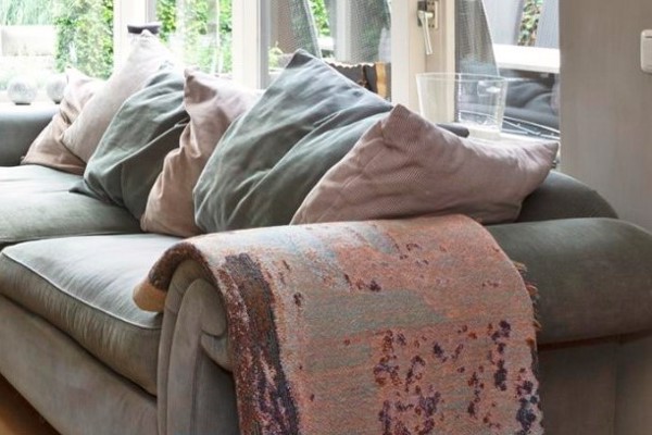 RIBFLUWELEN GROENE BANK, 2,5 ZIT. ZITKUSSENS HEBBEN NIEUWE HOES NODIG ...