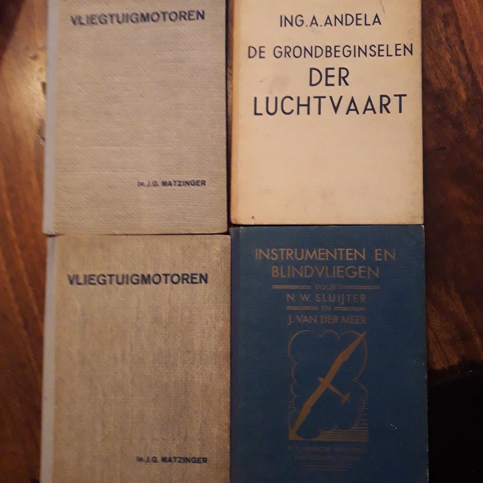 OUDE LEERBOEKEN ELECTRONICA/ELECTRA/LUCHTVAART ETC in Vogelenzang ...