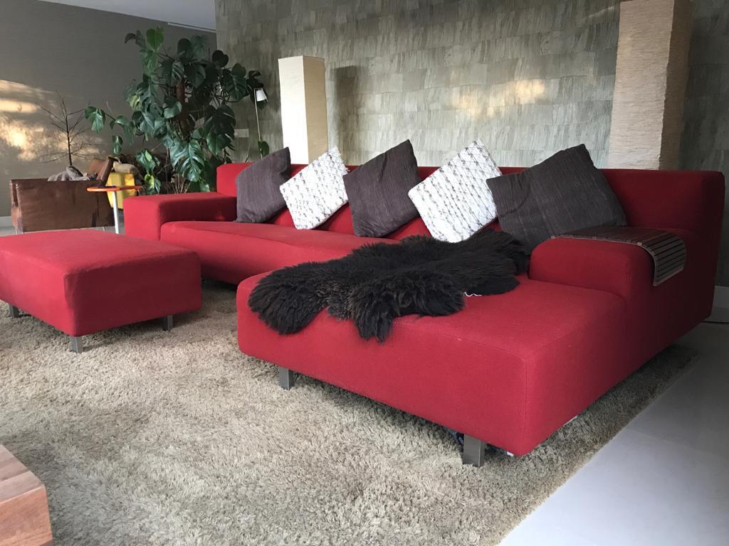 RODE RUIME BANK, DIE HEERLIJK ZIT in Hengelo - Huis en Inrichting ...