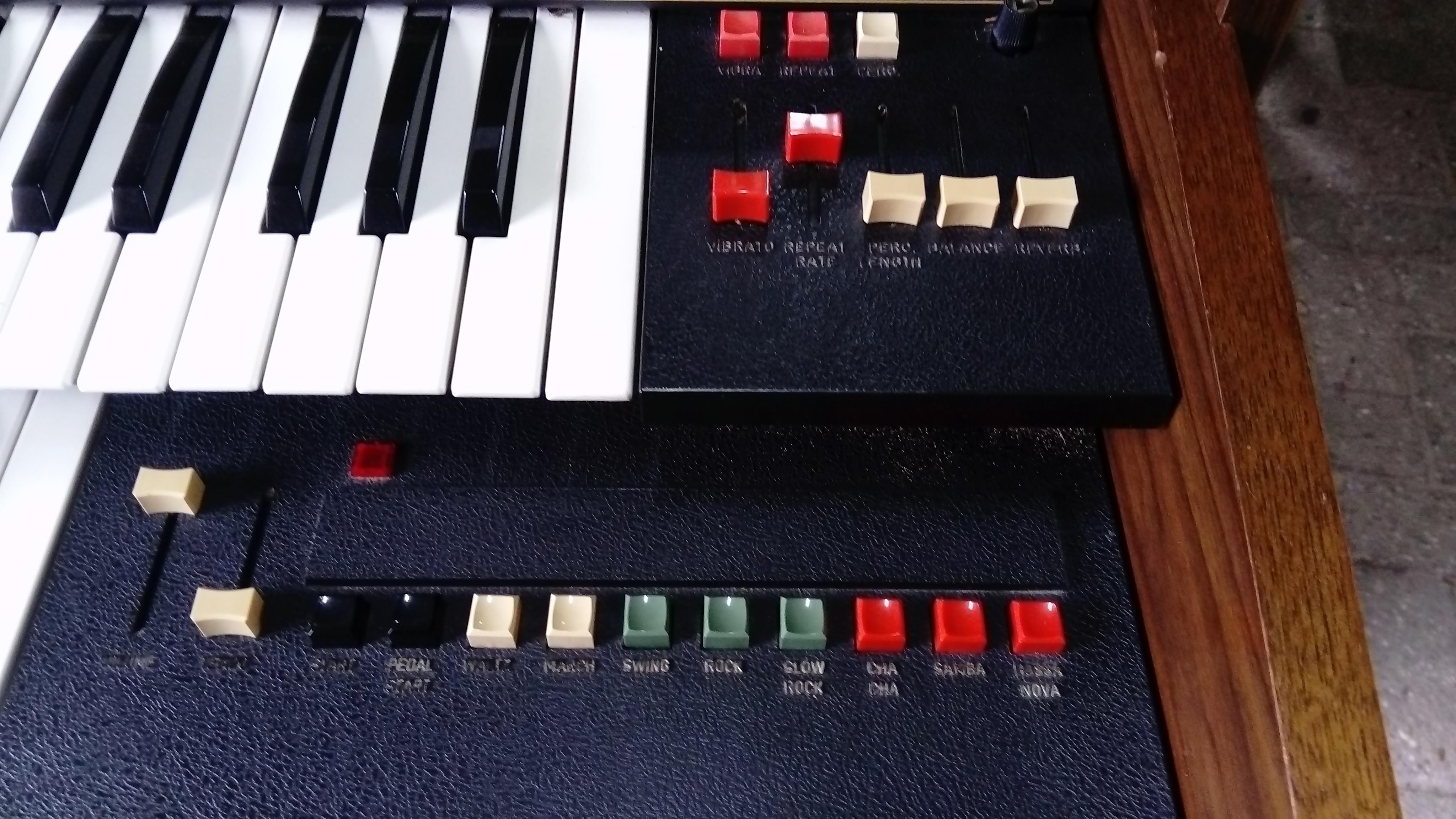 ELECTRONISCH ORGEL SOLINA in Baak - Muziek en Instrumenten, Piano's en ...