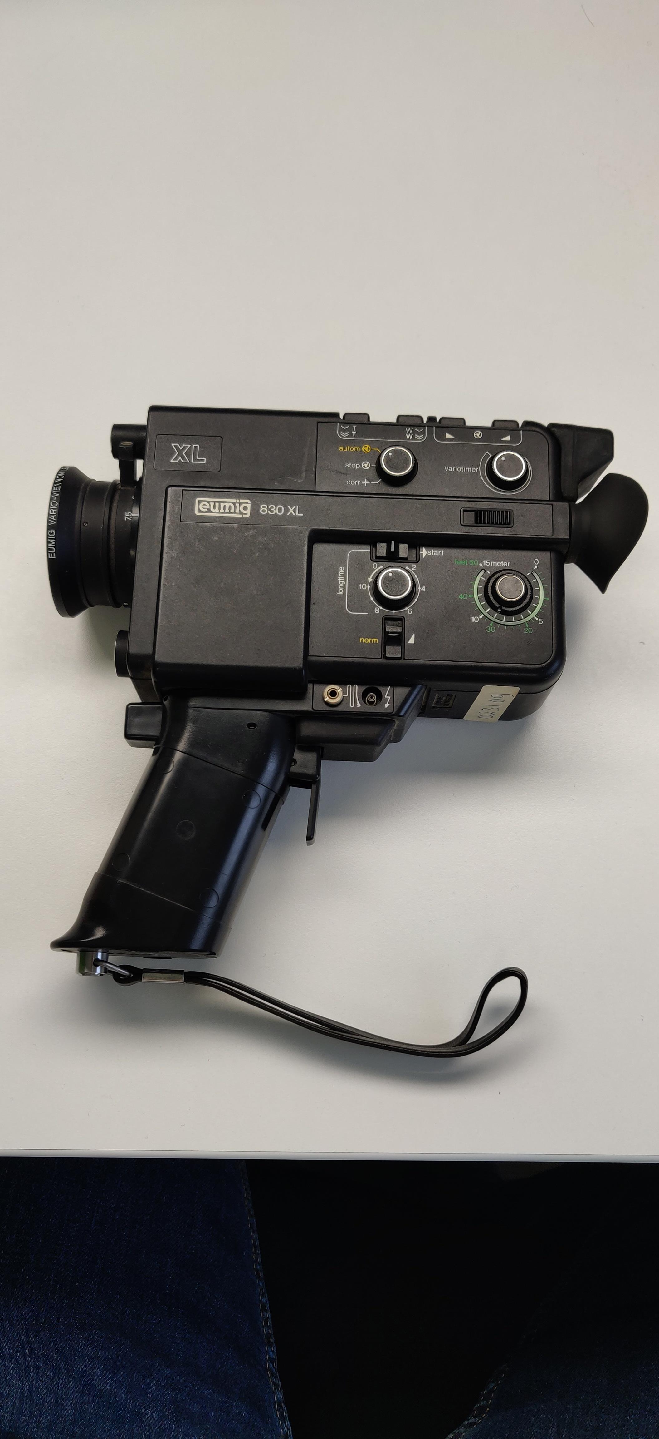 EUMIG 830 XL SUPER 8 FILM CAMERA in Schipluiden - Foto en Video, Film | Gratis af te halen