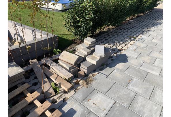 TUINTEGELS VERSCHILLENDE SOORTEN in Nijmegen - Tuin en Terras, Tegels ...
