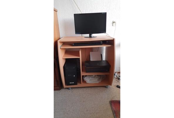 HANDIG COMPUTERMEUBEL, MET UITSCHUIFBLAD VOOR TOETSENBORD in Steenwijk ...