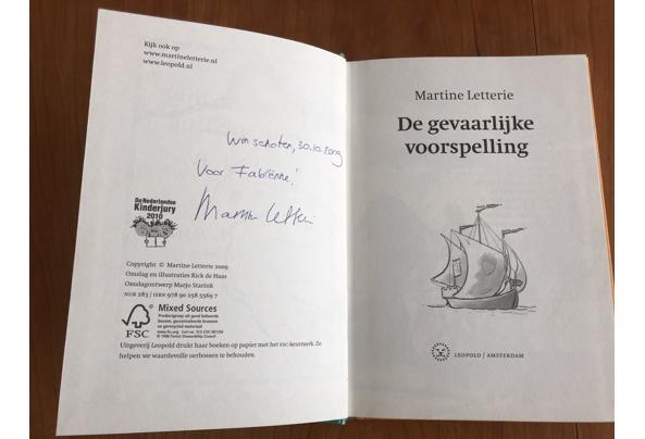 LEESBOEKEN VOOR JONGENS MEISJES 9 PLUS 10 PLUS ; LOS TE KOOP in Rijen ...