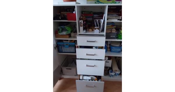 GOEDE WITTE OPBERGKAST AF TE HALEN in Gouda - Huis en Inrichting ...